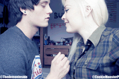 ezgif.com add text (94) copy - Gifyu